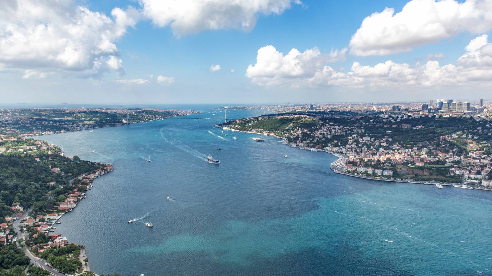 Discovering the Beauty of the Bosphorus Strait: A Journey through ...